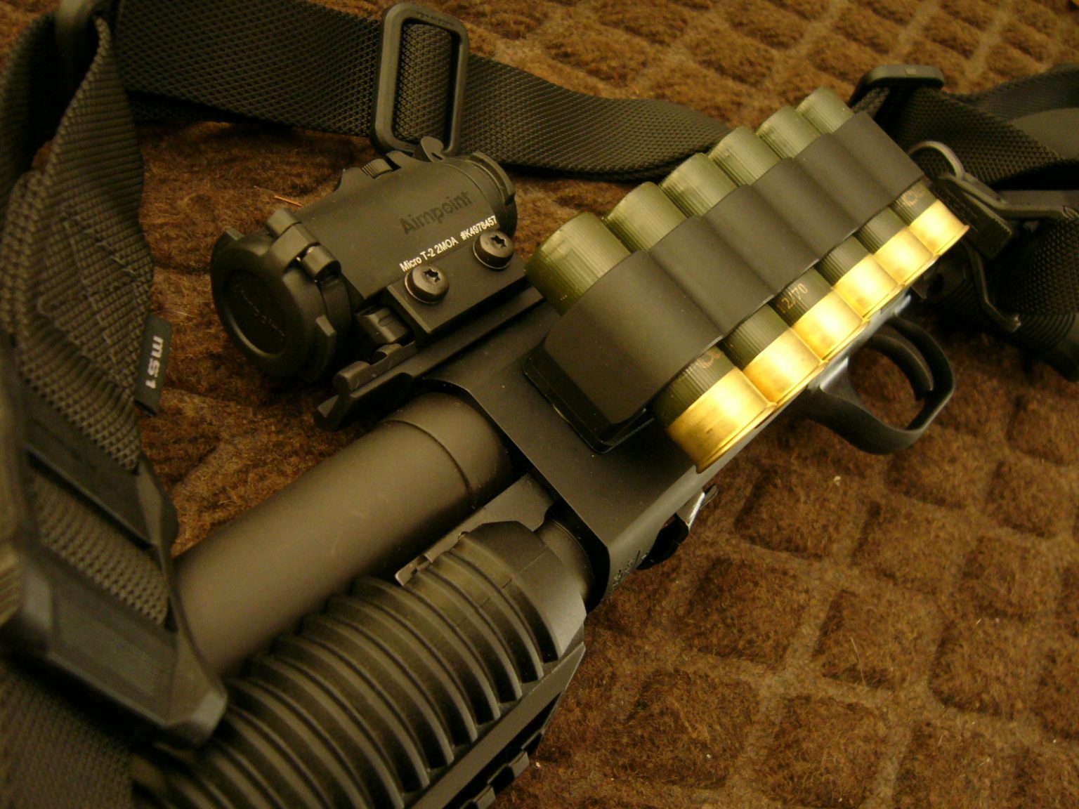 MOSSBERG LAW ENFORCEMENT BREACHER 12 GAUGE AIMPOINT RED DOT ++ | Rocke ...